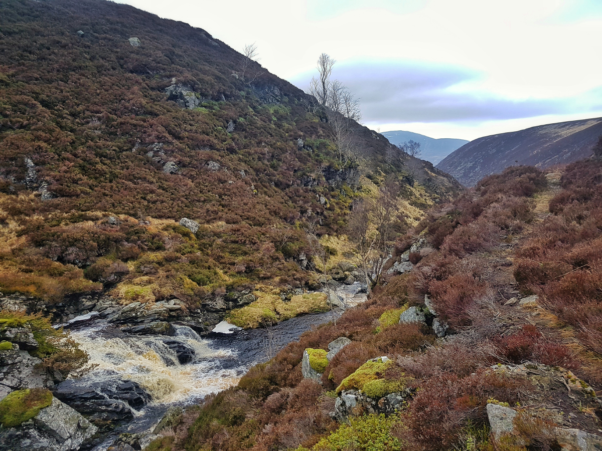 Glen Muick to Glen Mark | Moab.in